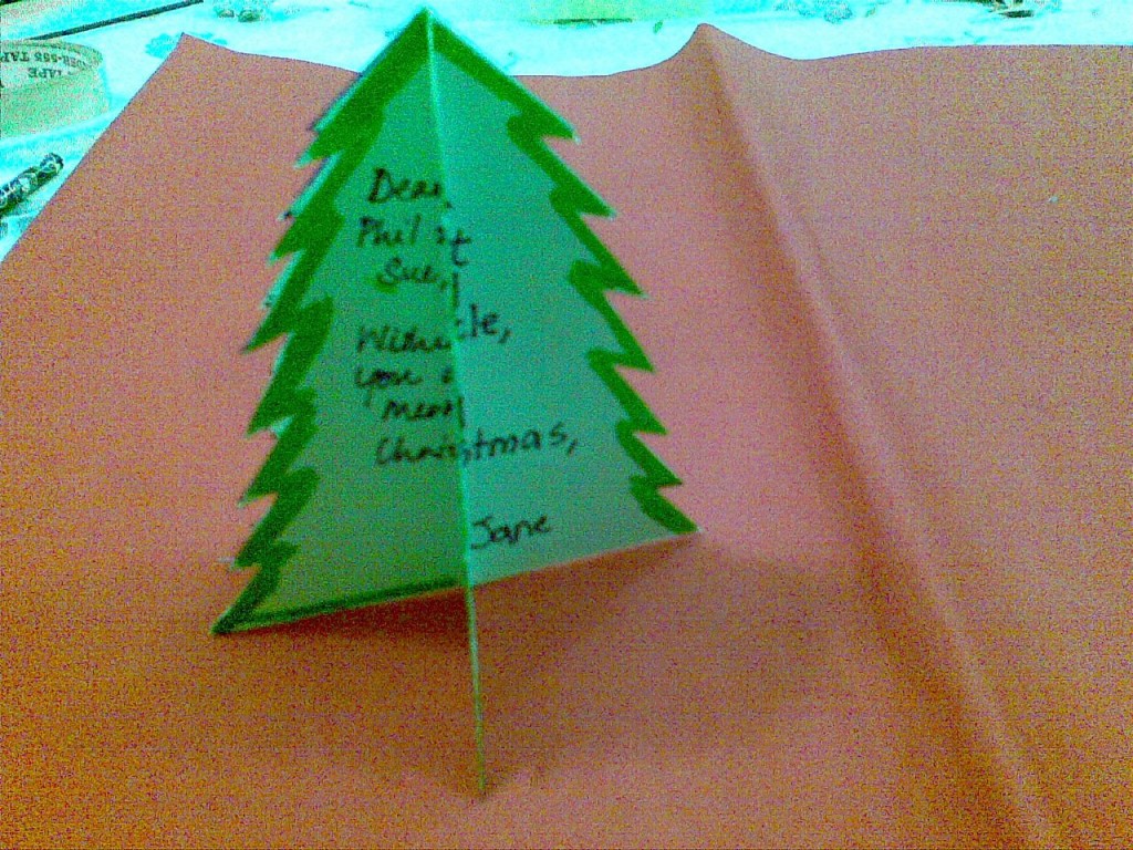 How to Make a 3-D Christmas Tree Card - Kids Crafts & Activities